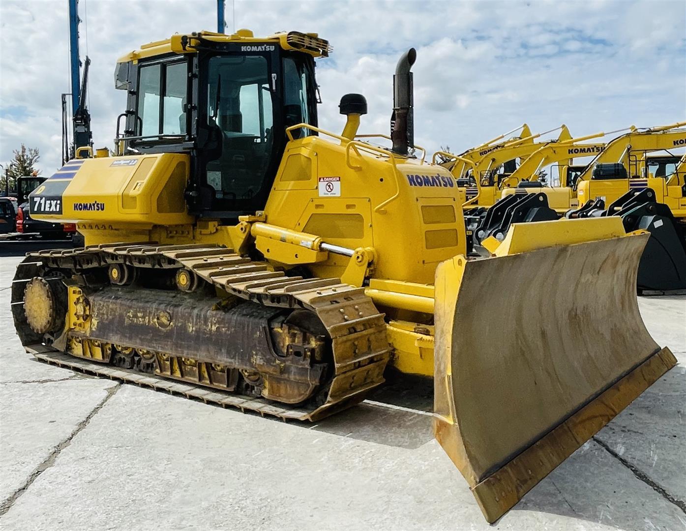 2022 Komatsu D71EXi-24